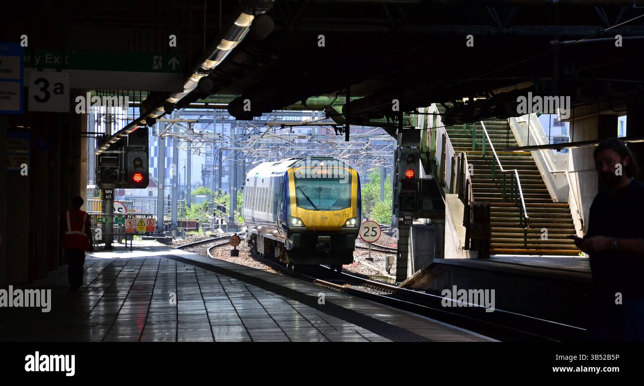 Manchester, UK, 1st May, 2025. Train delays at Victoria rail station ...