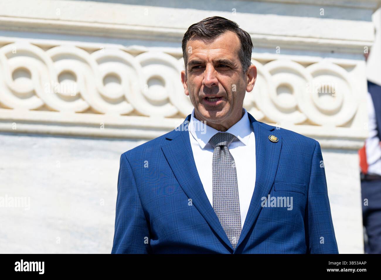 UNITED STATES - MAY 1: Rep. Sam Liccardo, D-Calif., walks down the ...