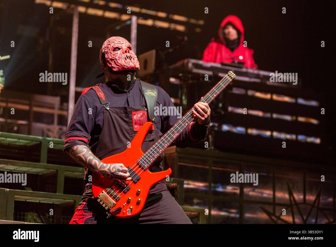 Sid wilson slipknot hi-res stock photography and images - Alamy