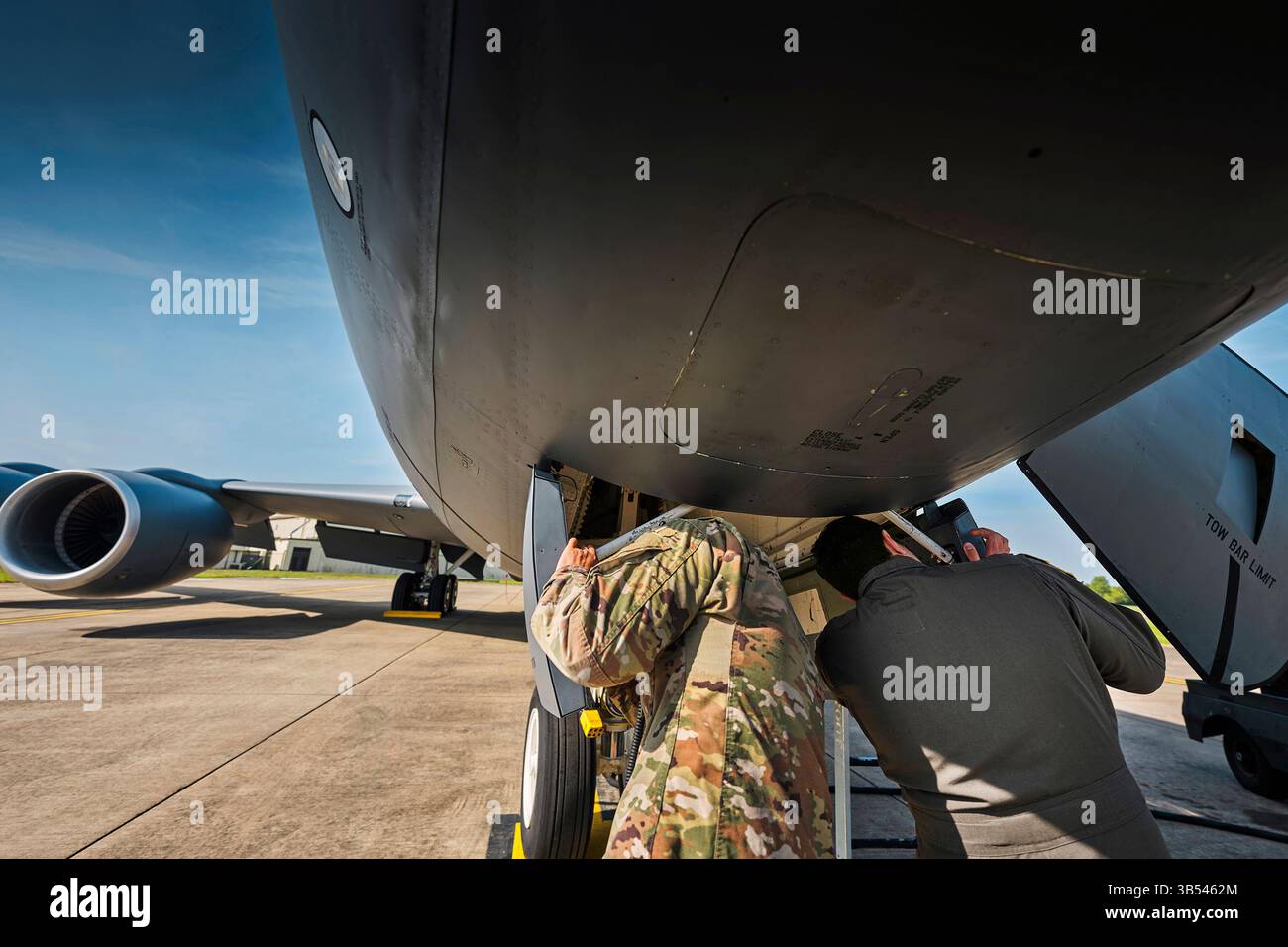Raf mildenhall historic hi-res stock photography and images - Alamy