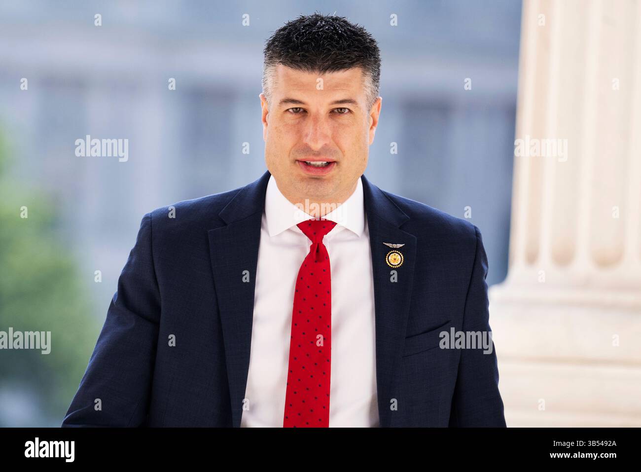 UNITED STATES - MAY 1: Rep. Tom Barrett, R-Mich., arrives to the U.S ...