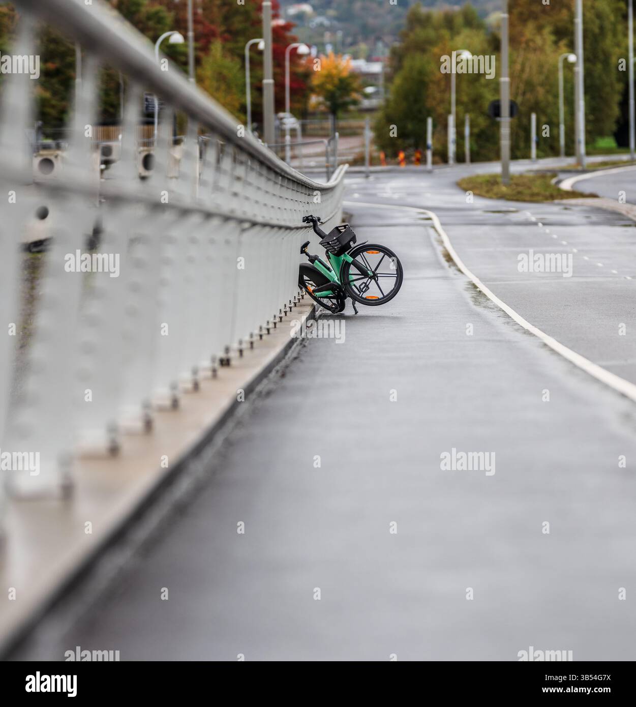 Car parked cycle track hi-res stock photography and images - Alamy