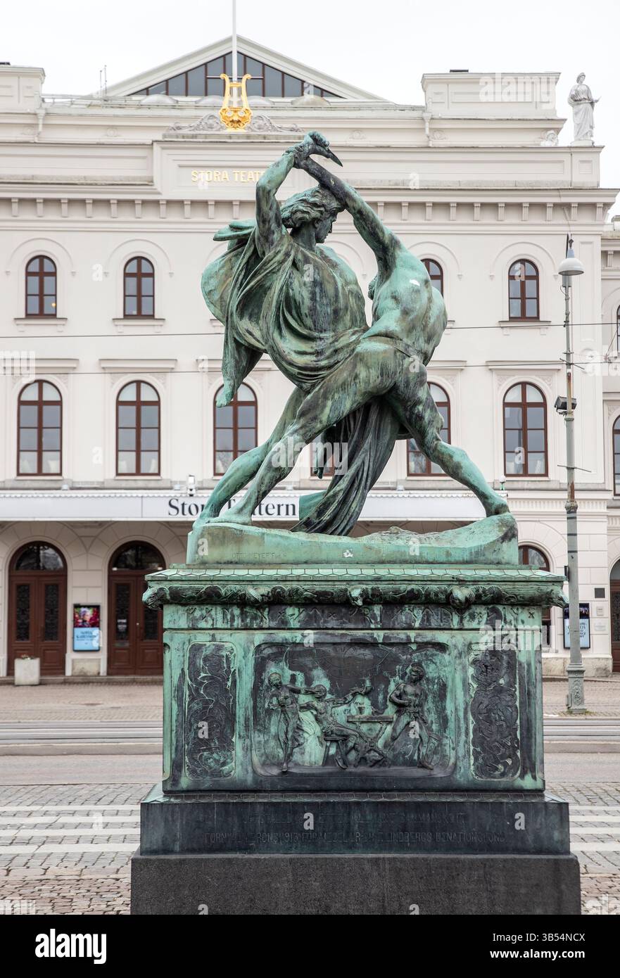 The Knife Wrestlers (bältesspännarna) is a famous statue from the mid ...