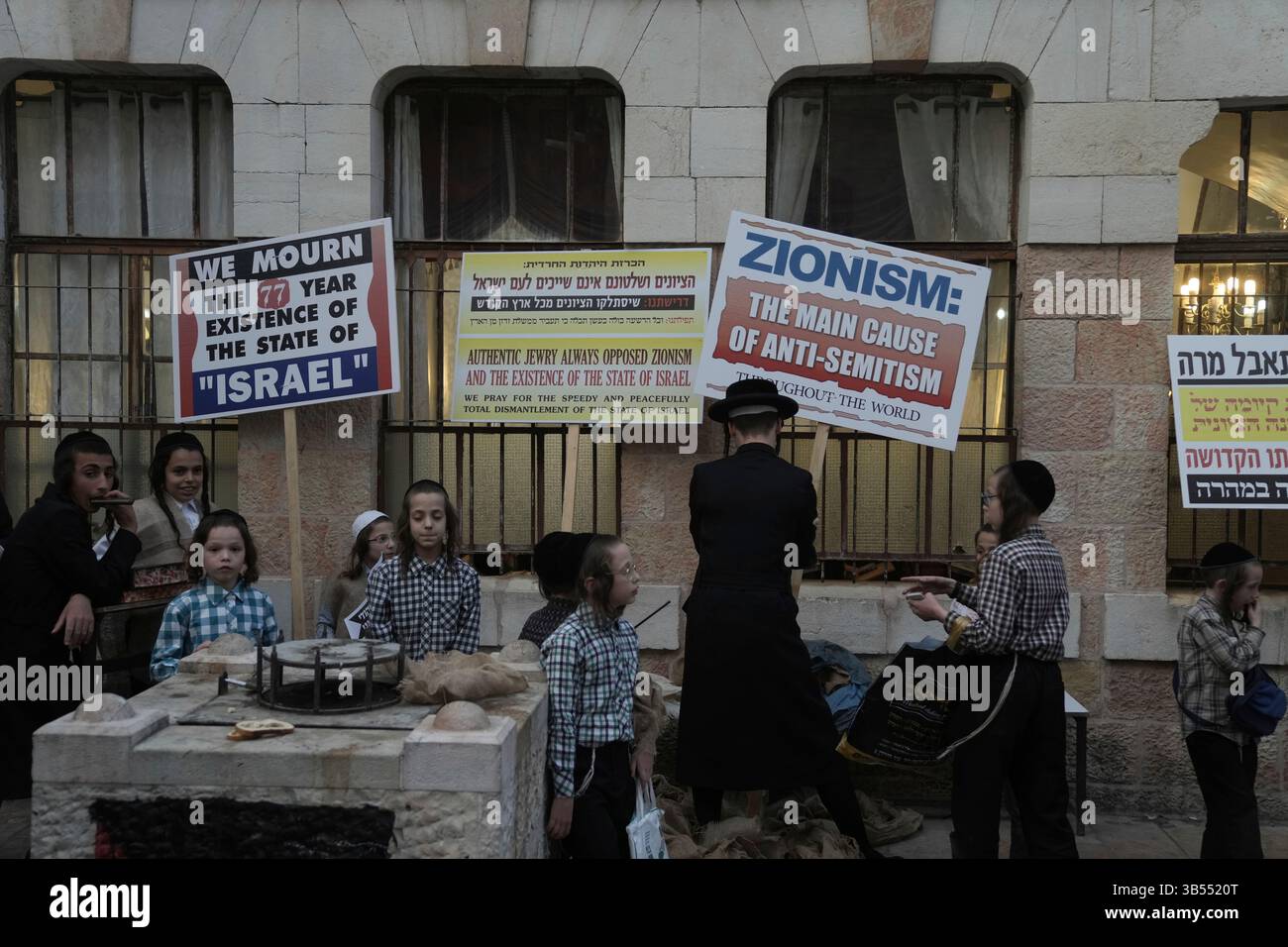 Ultra-Orthodox Jews who oppose Zionism and the Israeli state hold a ...