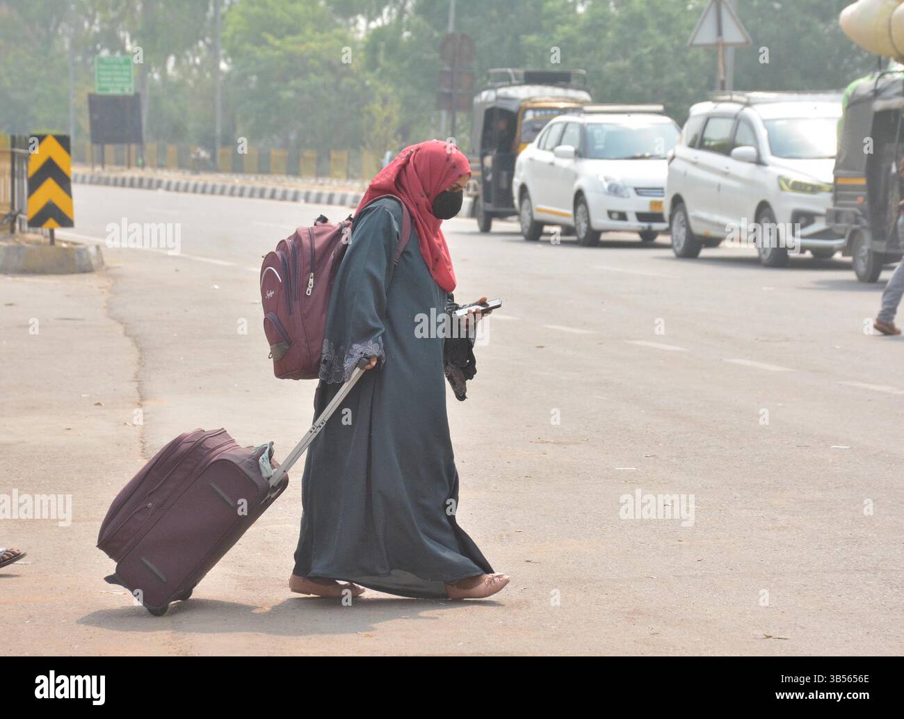 AMRITSAR, INDIA - MAY 1: Indian passport holder women at Attari-Wagah ...