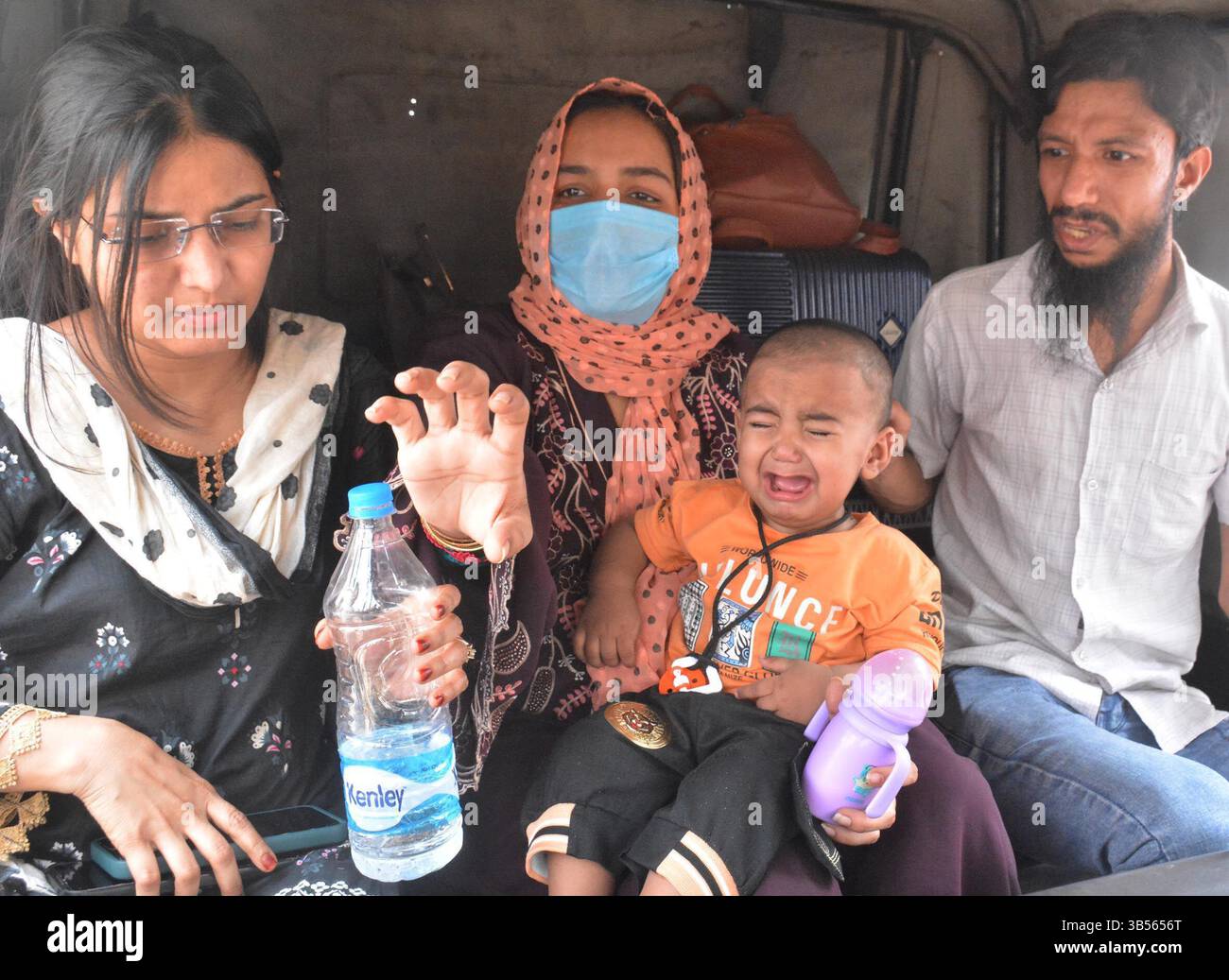 AMRITSAR, INDIA - MAY 1: Before crossing over the border at Attari ...