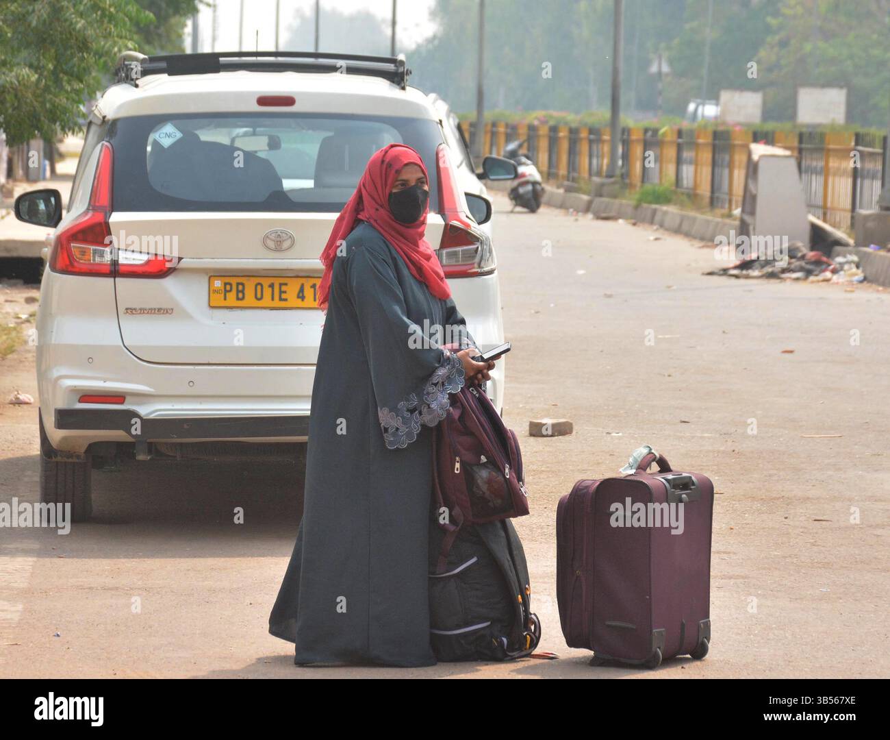 AMRITSAR, INDIA - MAY 1: Indian passport holder women at Attari-Wagah ...