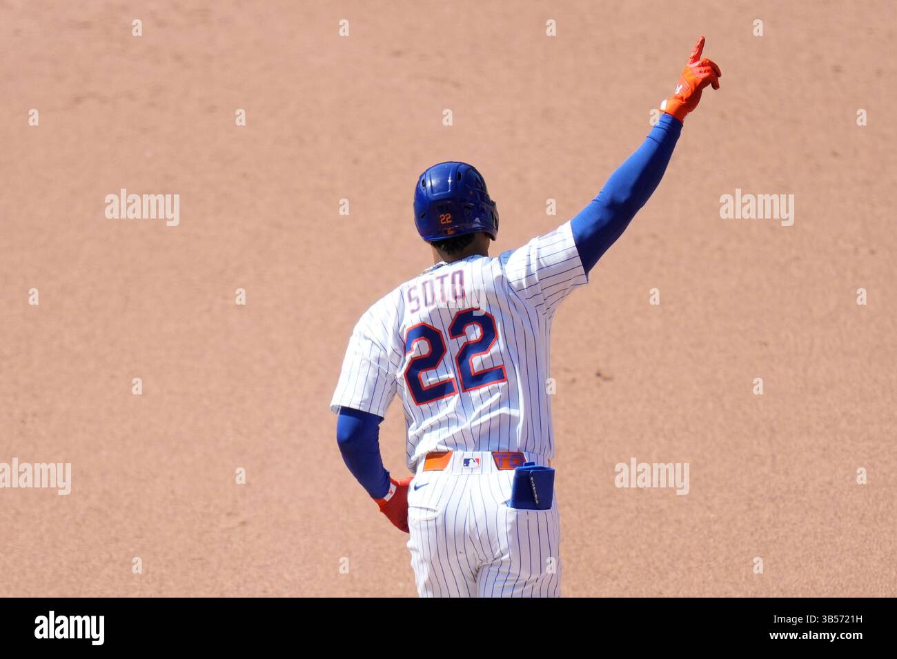 New York Mets' Juan Soto celebrates his solo home run during the eighth ...