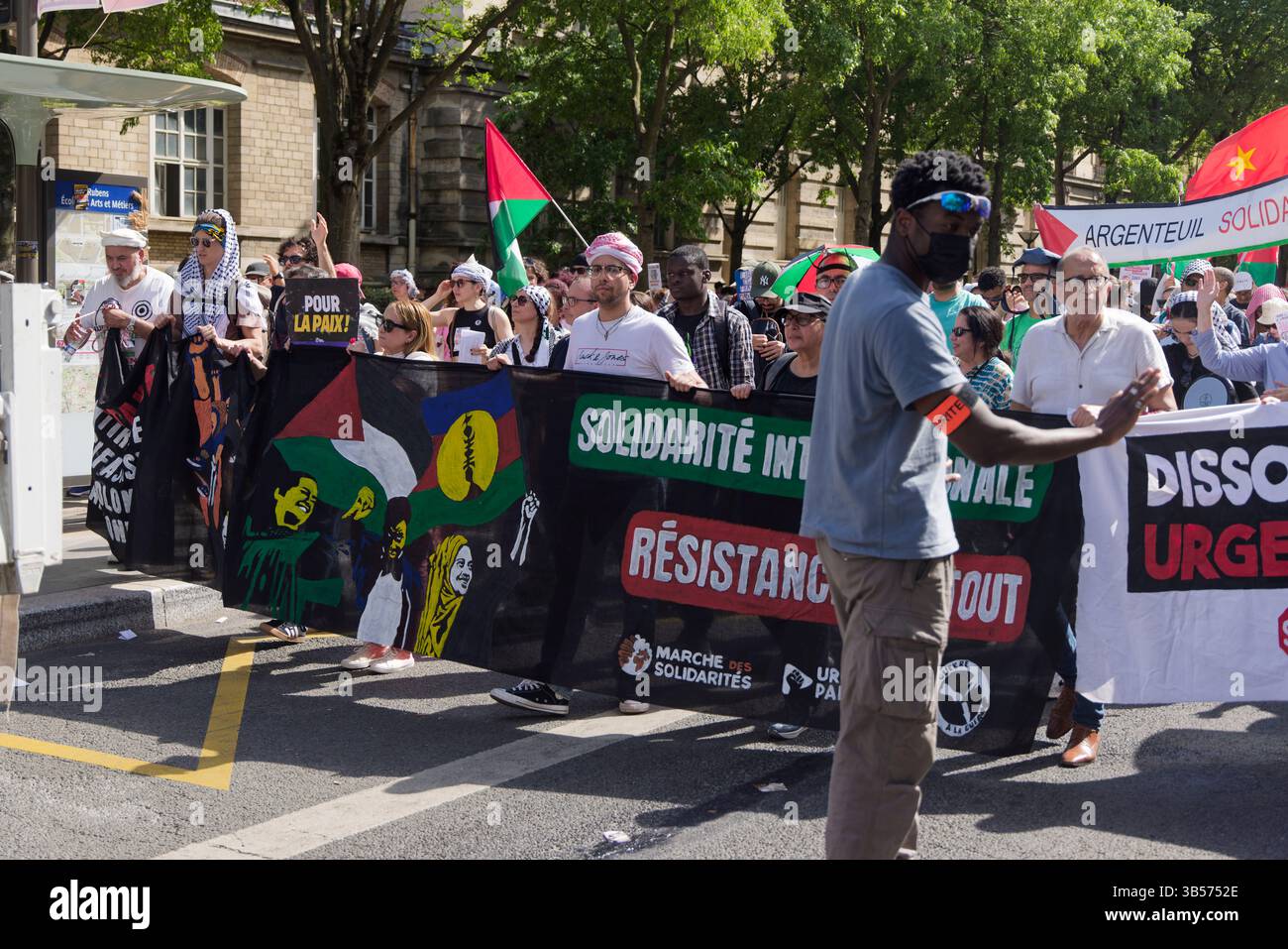 Paris, France. 1st May, 2025. The Labor Day demonstration in Paris ...