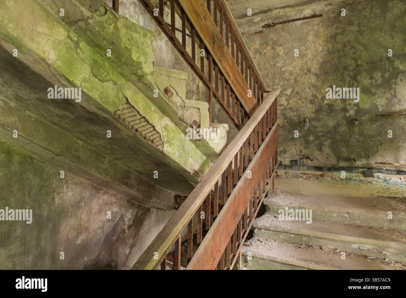 The Duga, a Soviet over-the-horizon radar system used as part of the ...