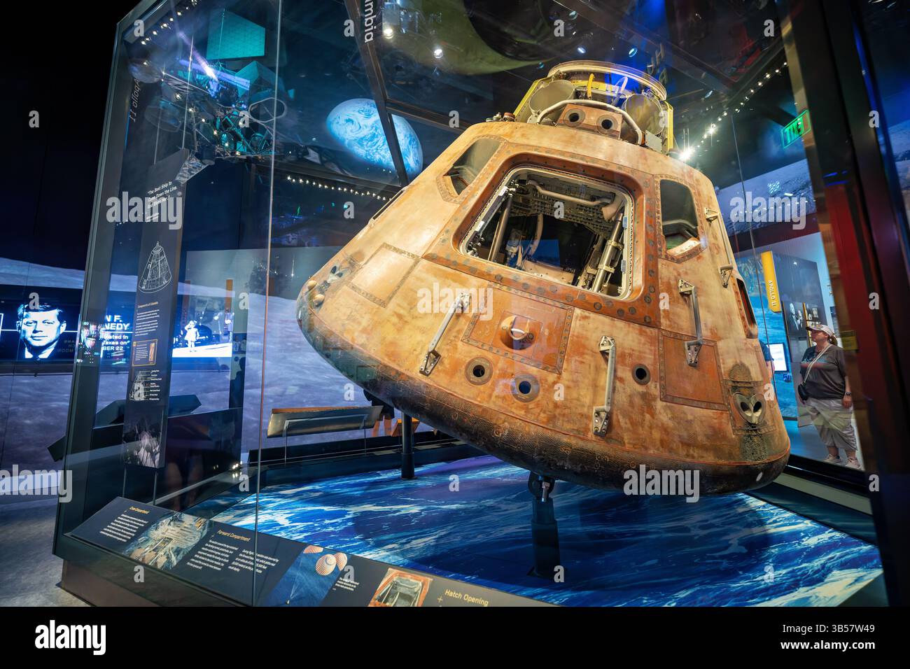 WASHINGTON DC, United States — The Apollo 11 Command Module "Columbia ...
