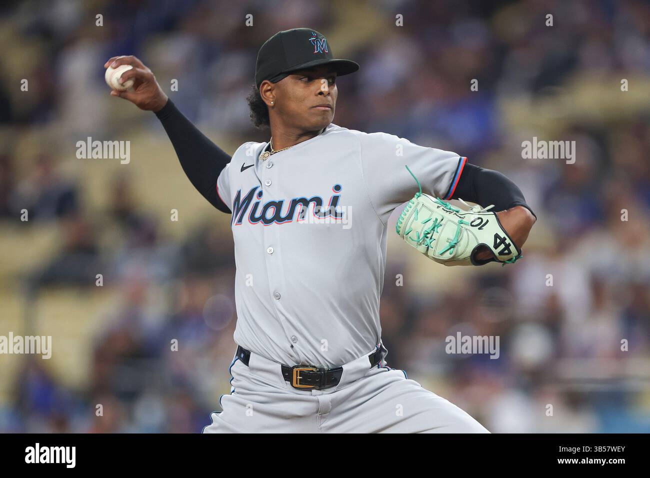 Edward Cabrera #27 of the Miami Marlins throws a pitch in the second ...