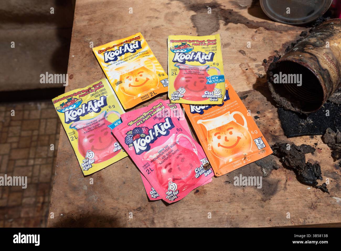 Kool aid drink mix horizontal hi-res stock photography and images - Alamy