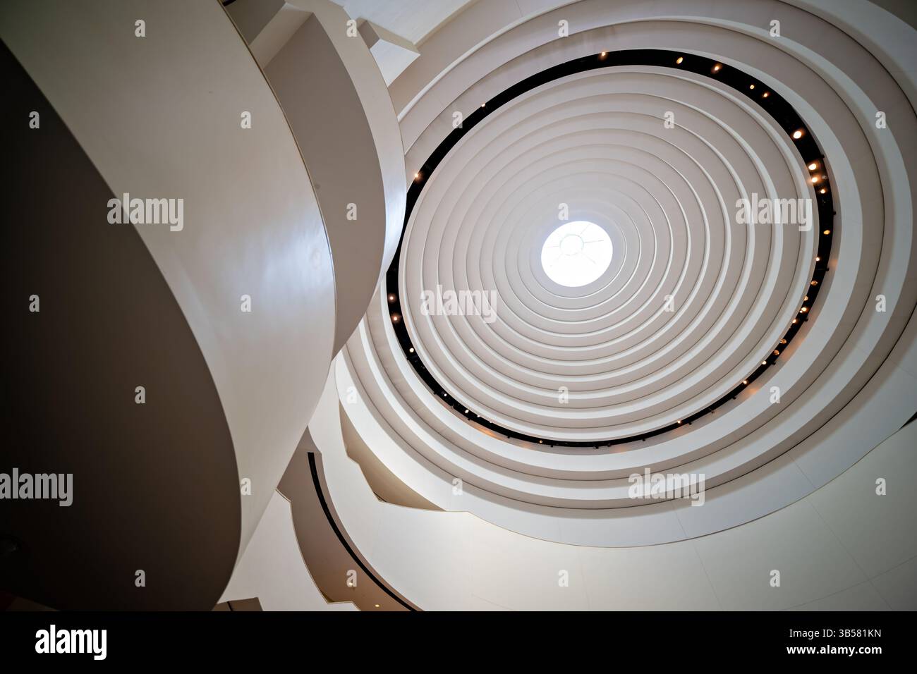 Potomac atrium dome hi-res stock photography and images - Alamy