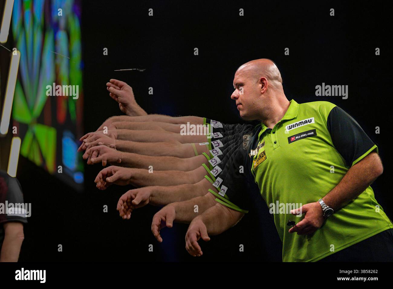 Utilita Arena, Birmingham, UK. 1st May, 2025. 2025 PDC Premier League Darts Birmingham Night 13 ...