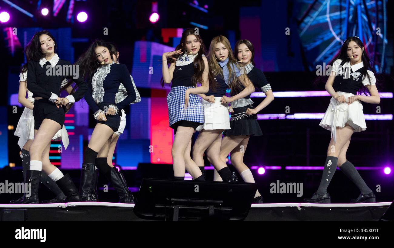 Seoul, South Korea. 30th Apr, 2025. Indonesian Carmen, South Korean ...