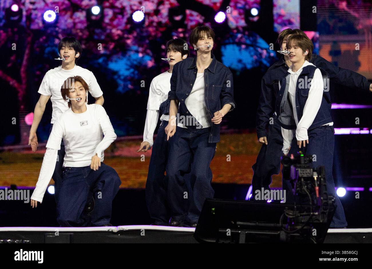 Seoul, South Korea. 30th Apr, 2025. Shinyu, Dohoon, Youngjae, Hanjin, Jihoon, and Kyungmin ...