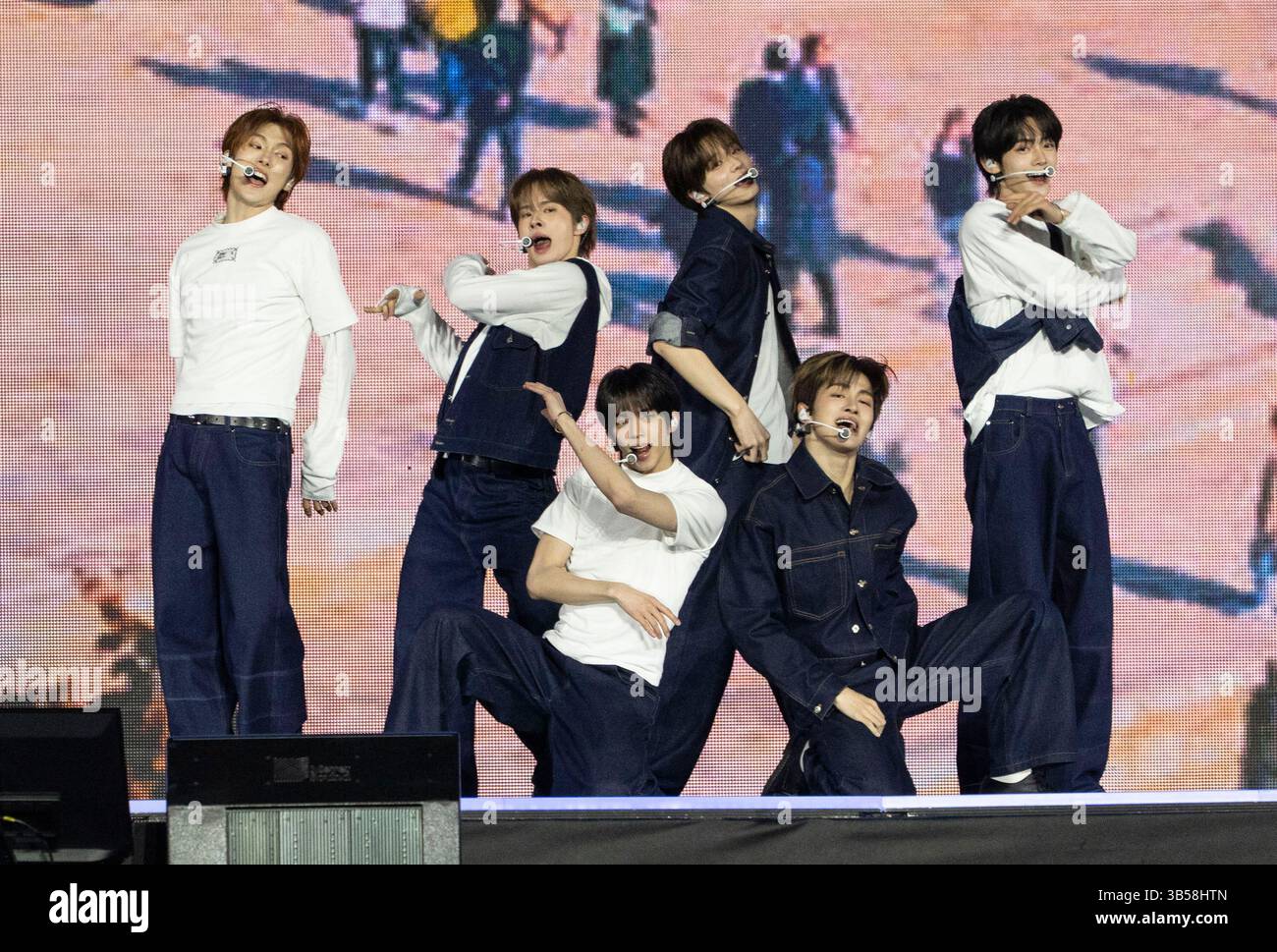 Seoul, South Korea. 30th Apr, 2025. Shinyu, Dohoon, Youngjae, Hanjin, Jihoon, and Kyungmin ...