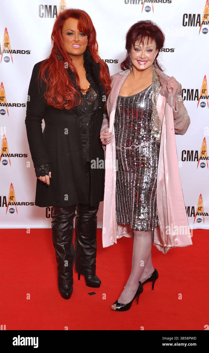 THE JUDDS, WYNONNA JUDD AND NAOMI JUDD at the 43rd Annual CMA Awards ...