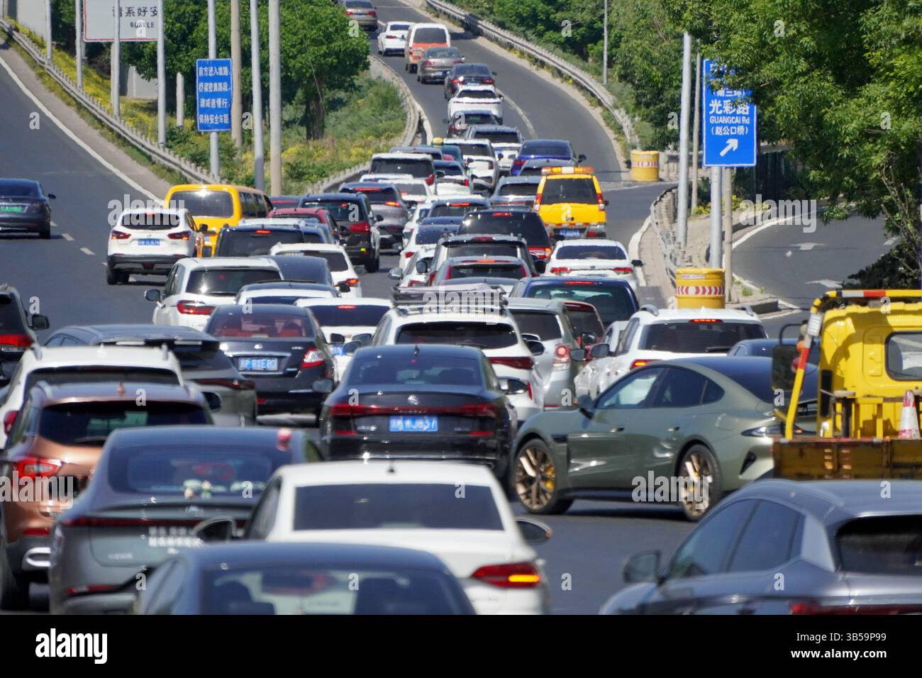 BEIJING, CHINA - MAY 1, 2025 - Vehicles are moving slowly on the ...
