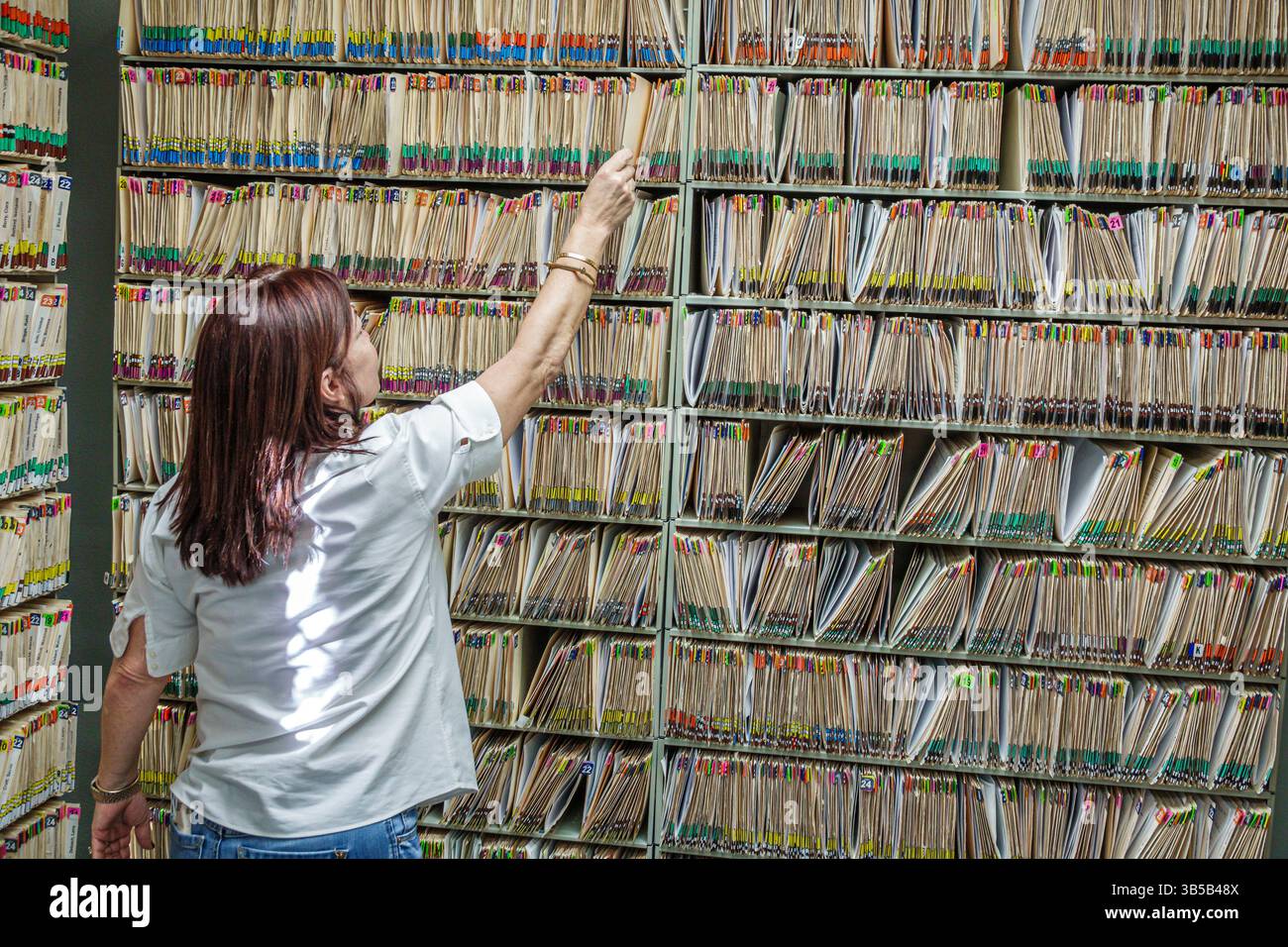 Medical records storage room hi-res stock photography and images - Alamy