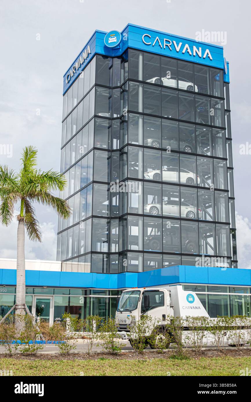 Hollywood Florida,Carvana car dealership,automated car vending machine ...