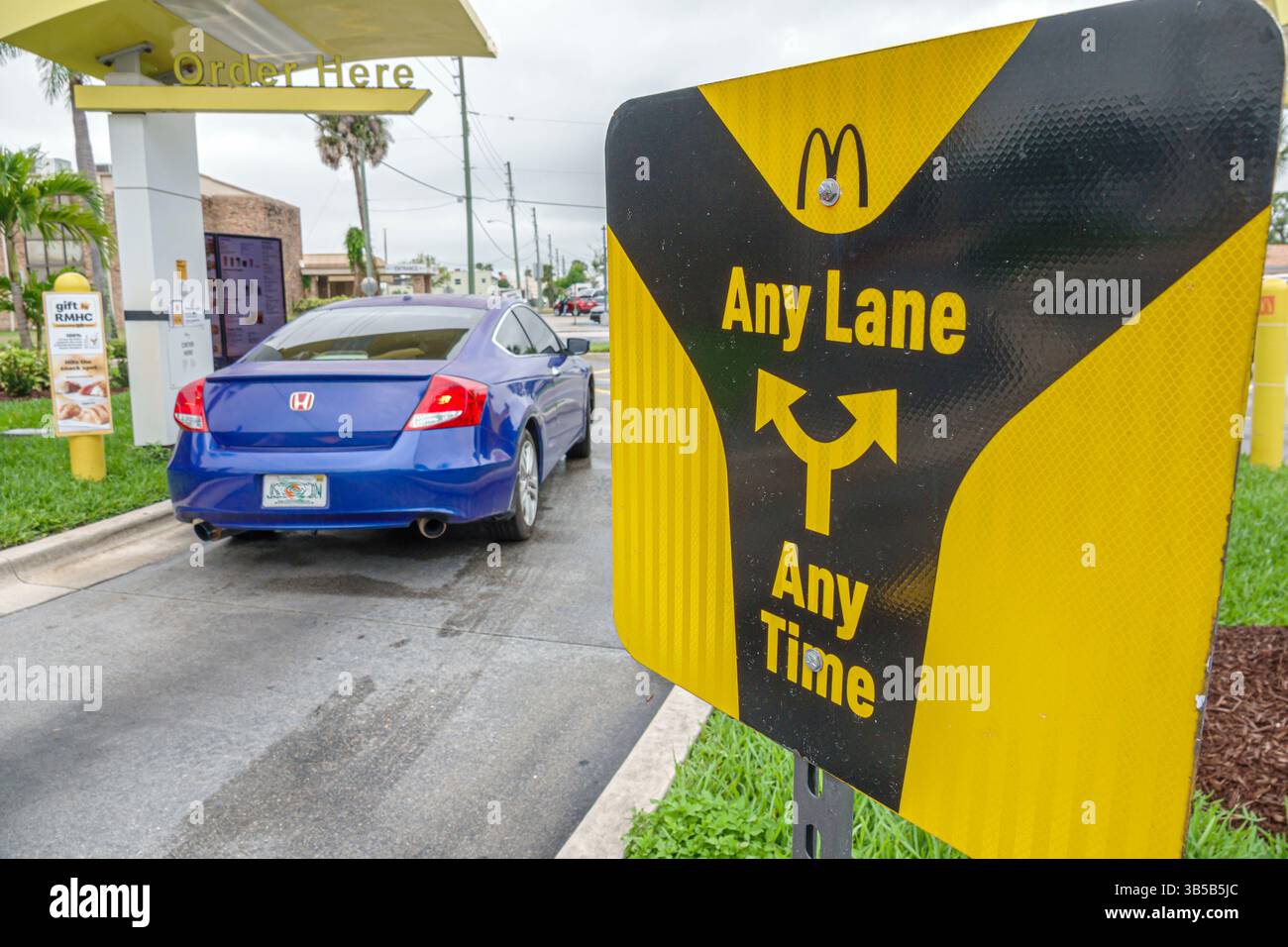 Okeechobee Florida,Highway 441,McDonald's fast food hamburger ...