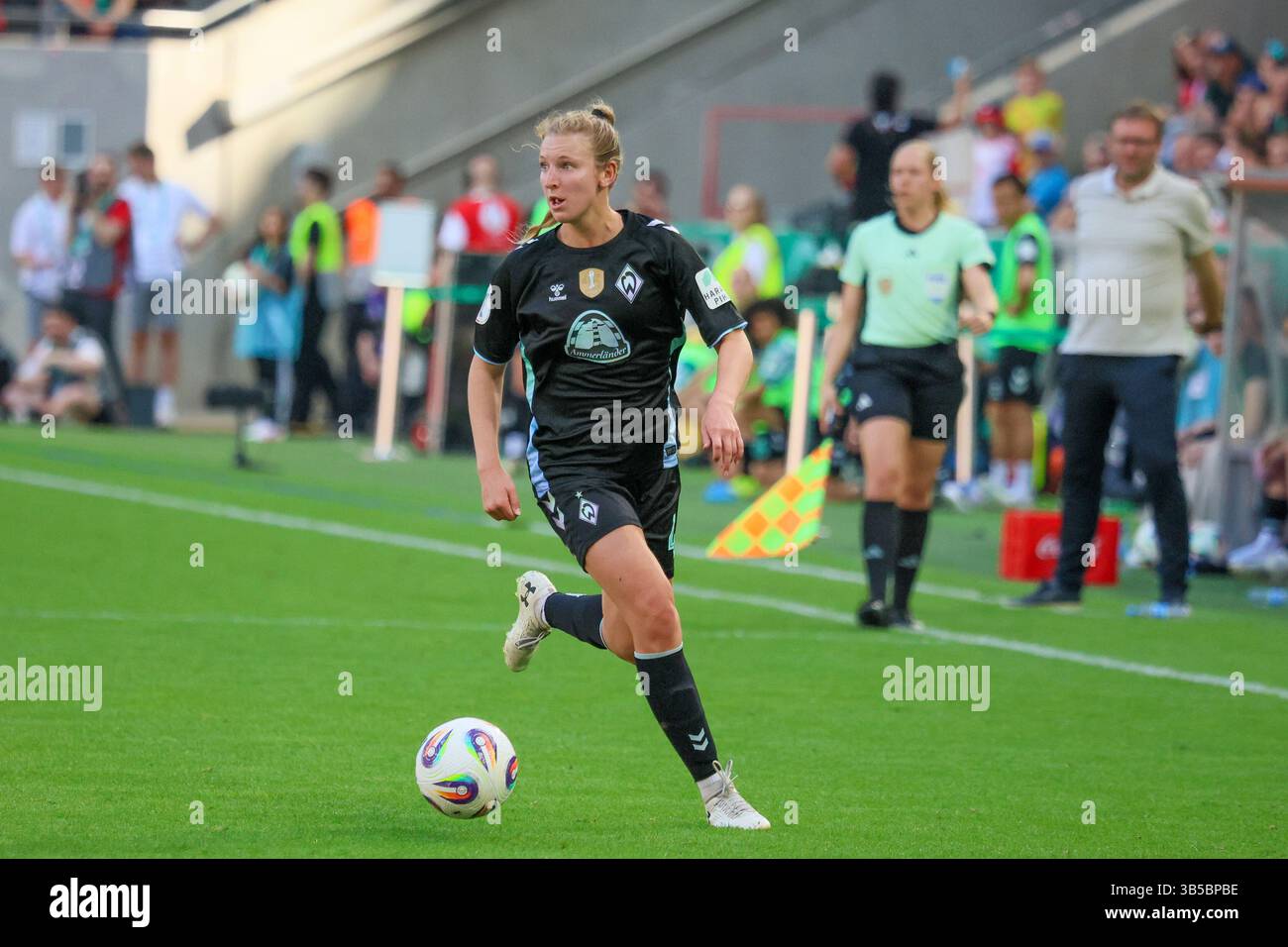 Köln, Deutschland 01. Mai 2025: DFB Pokal - Finale - Frauen - 2024/2025 ...