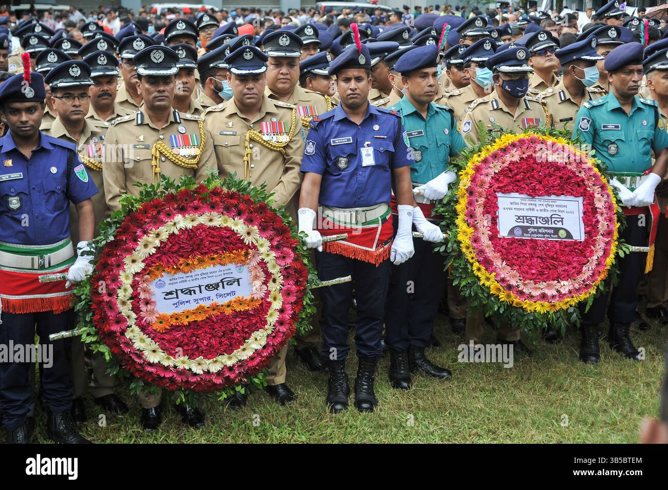 August 15, 2022: Sylhet, Bangladesh: Police administration is paying ...