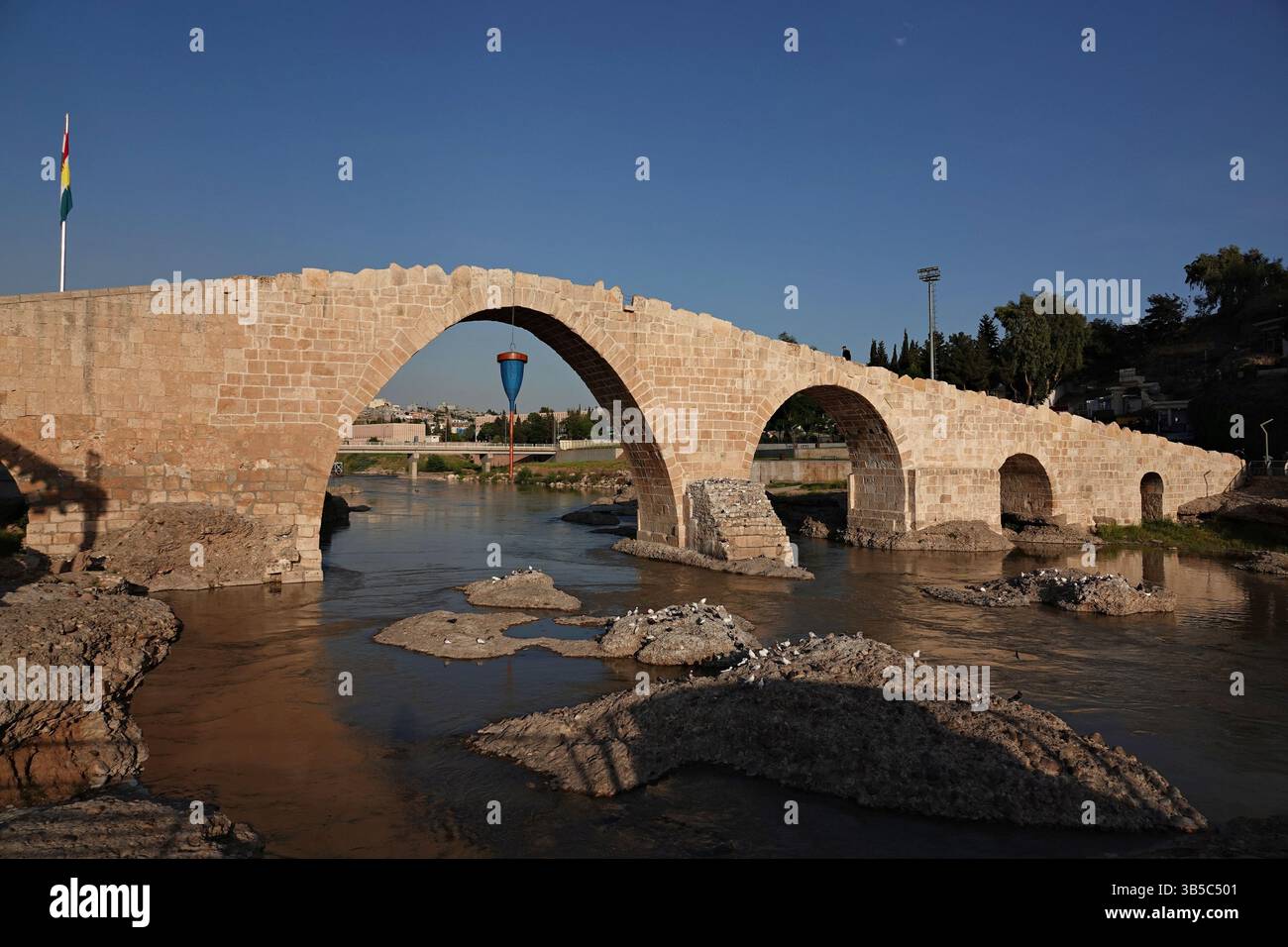 The historical Pira Delale bridge, the most important icon of Zakho ...