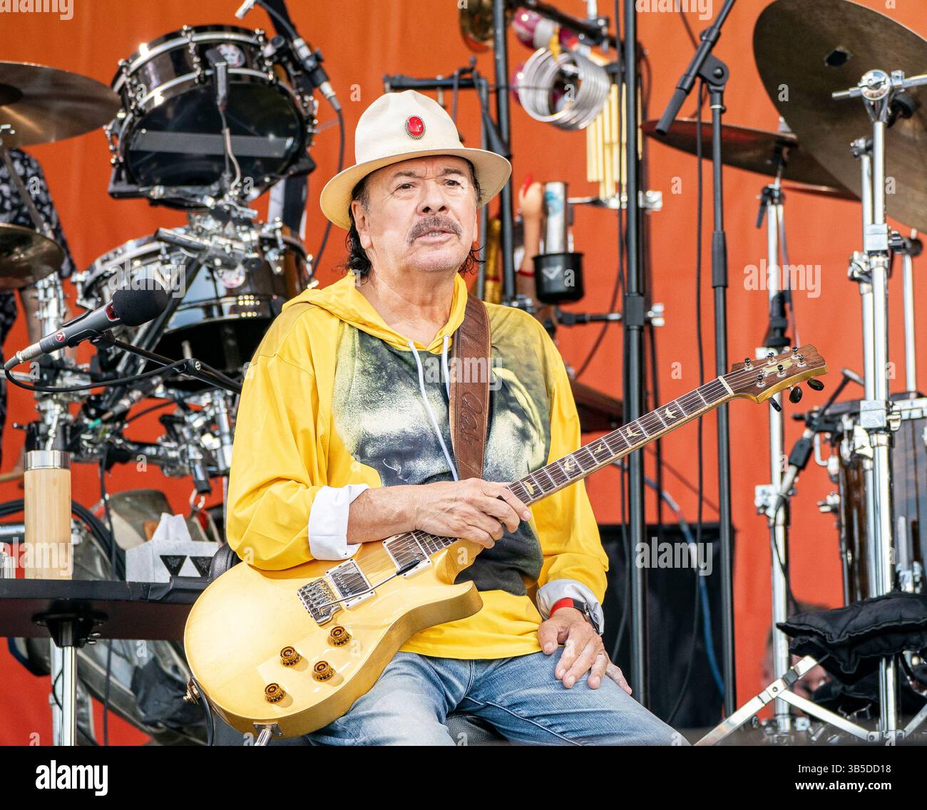 Carlos Santana performs during the second weekend of the New Orleans ...