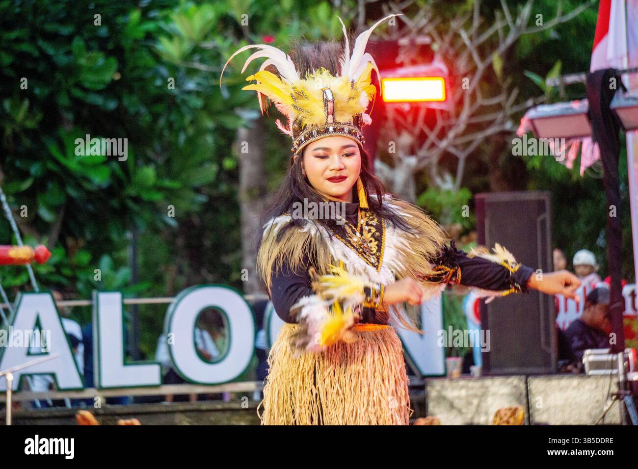 Sajojo dance from Papua. This dance depicts the joy, togetherness and ...