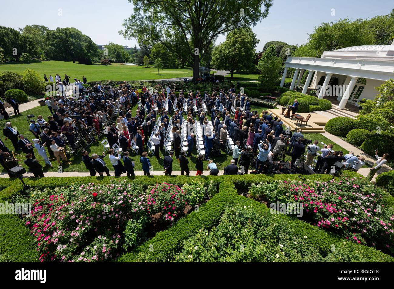 President Donald Trump delivers remarks at a National Day of Prayer ...