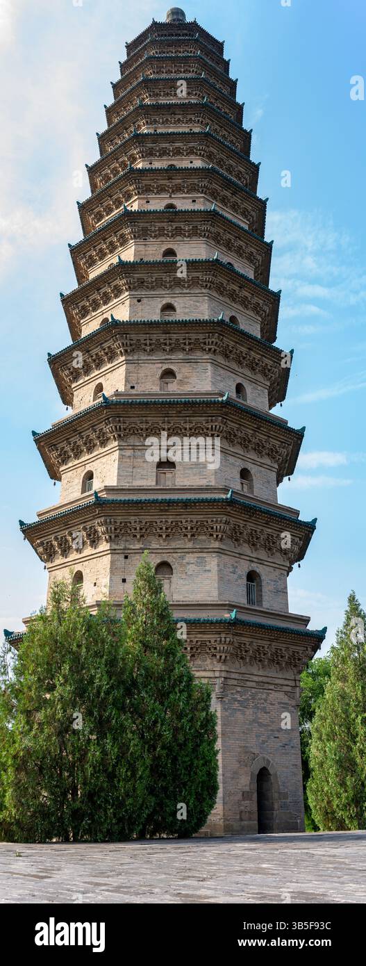 The Hall of the Holy Mother in Jinci Temple, Taiyuan, Shanxi: One of ...