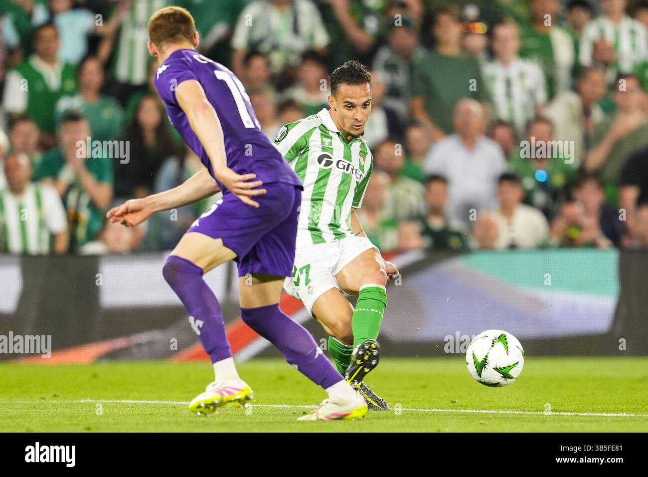 Antony Matheus dos Santos of Real Betis during the UEFA Europa ...
