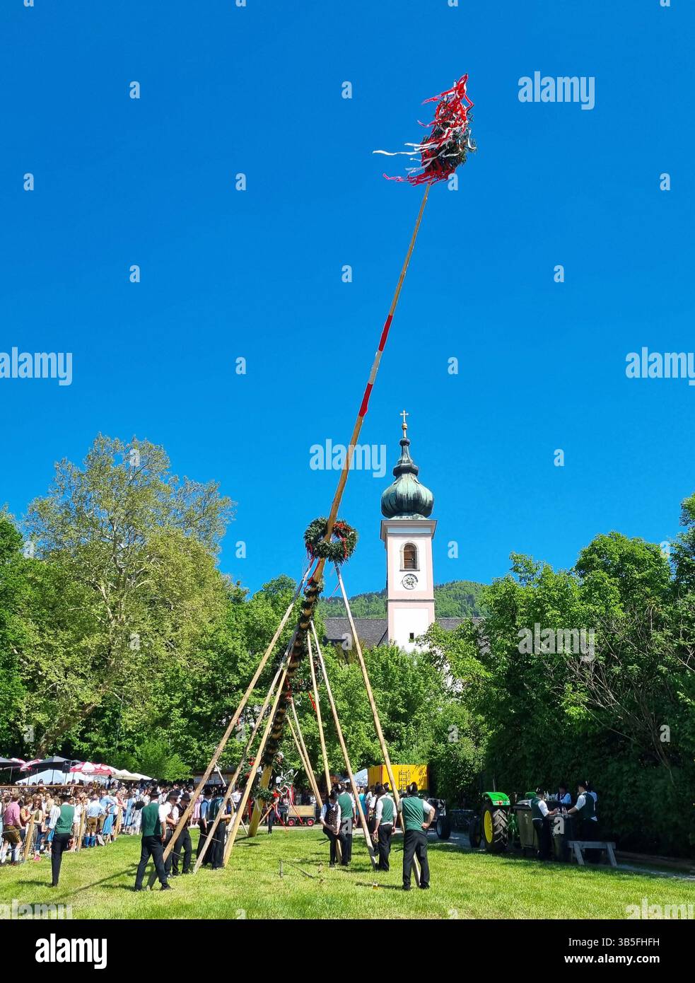 THEME PICTURE - Illustration on the theme of May 1st/Maypole/Customs ...