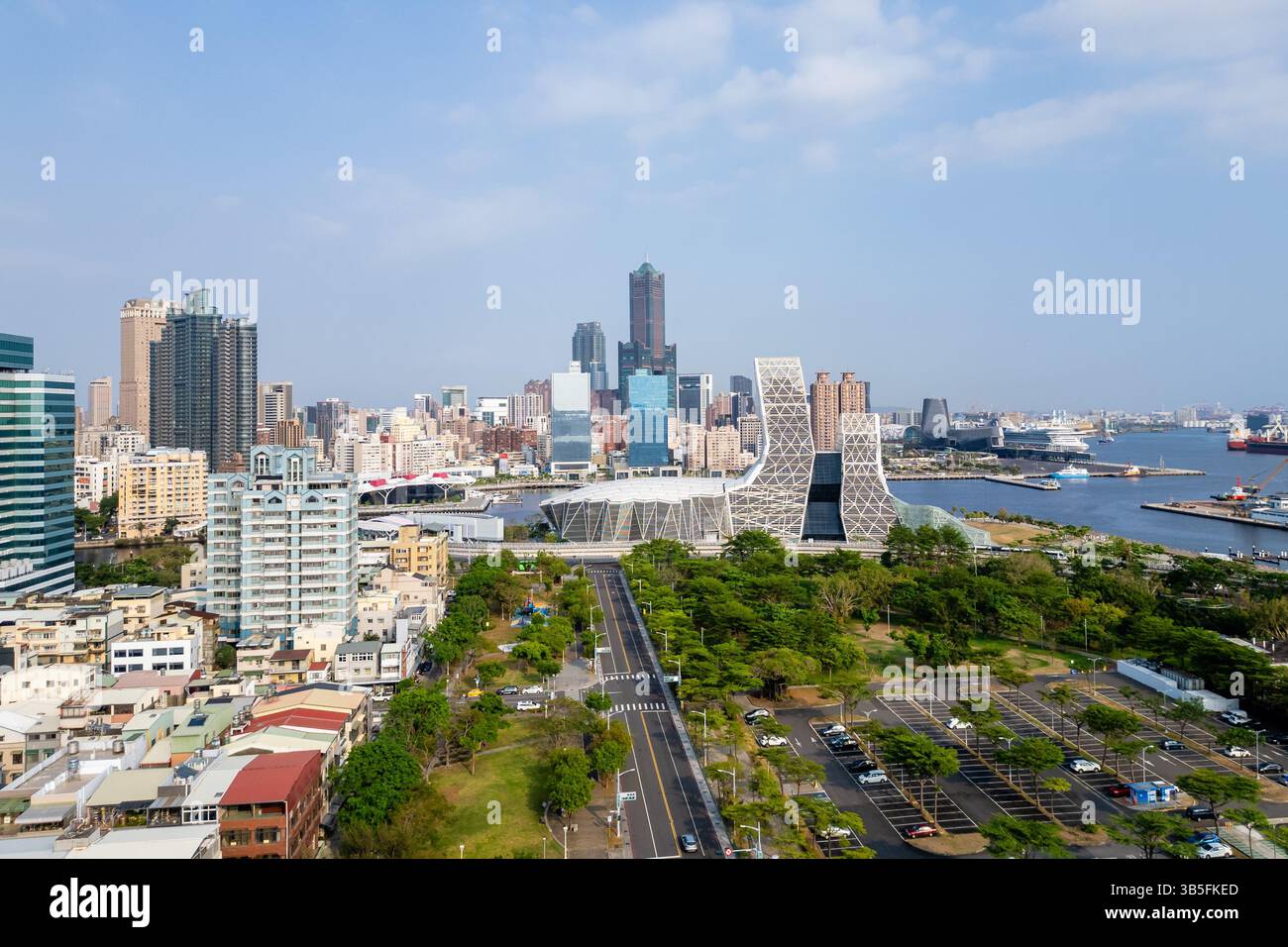 Aerial view of the port of Kaohsiung City in southern Taiwan Stock ...