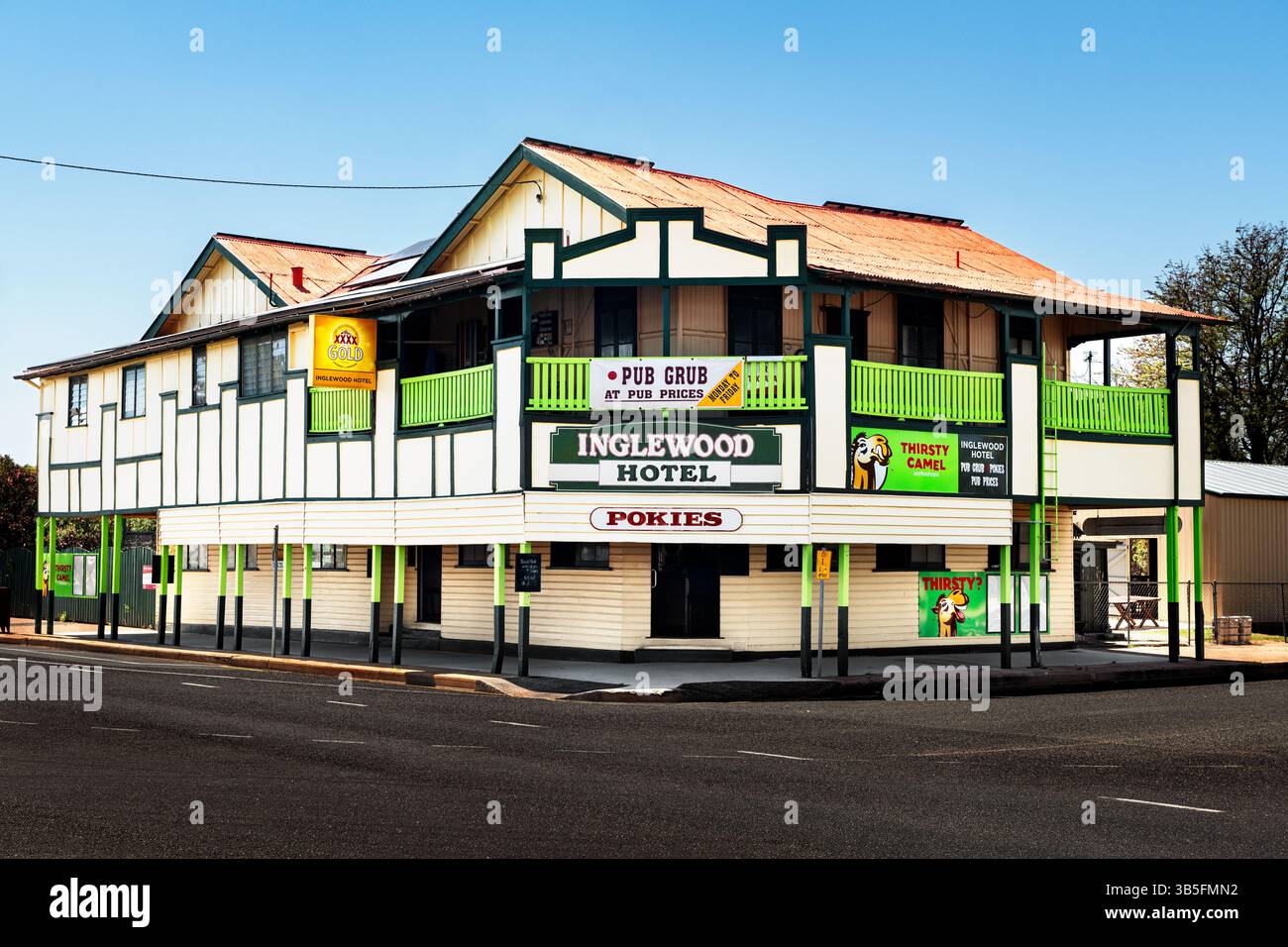 Queensland's famous Inglewood Hotel in Outback Australia Stock Photo ...