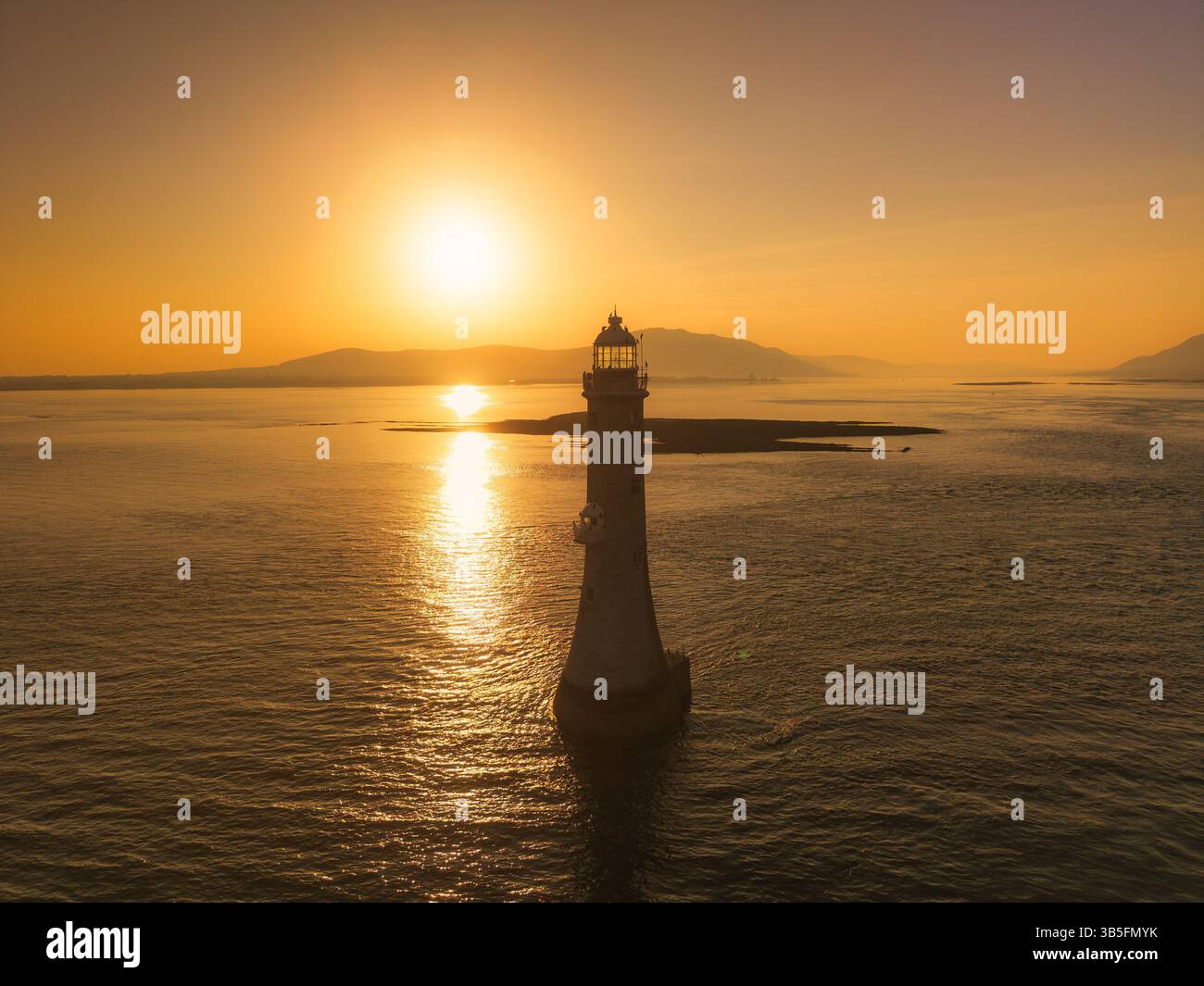 Haulbowline hi-res stock photography and images - Alamy