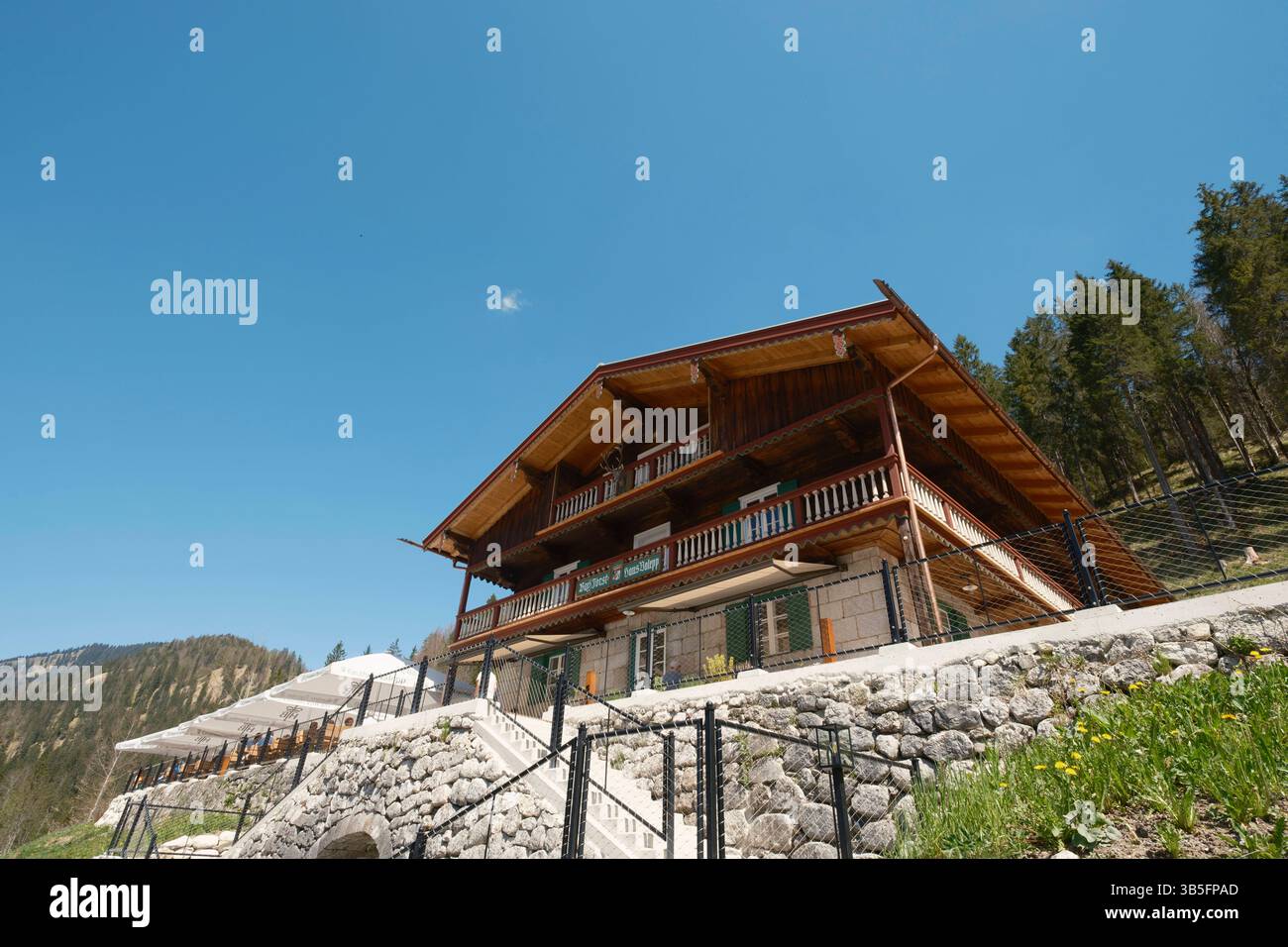 Beim Forsthaus Valepp, das der Gastronom Johannes Rabl gemeinsam mit FC ...