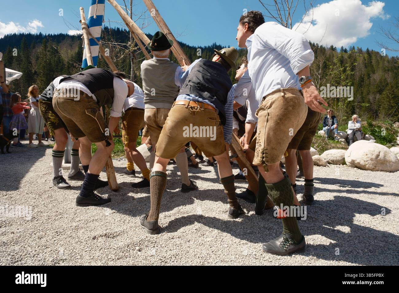 Beim Forsthaus Valepp, das der Gastronom Johannes Rabl gemeinsam mit FC ...