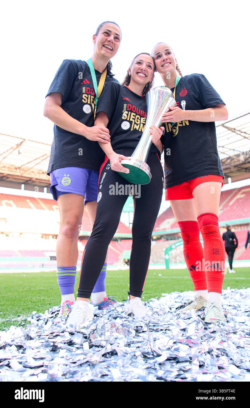 COLOGNE, GERMANY - 1 MAY, 2025: Maria Luisa Grohs, Larissa Hauenstein ...