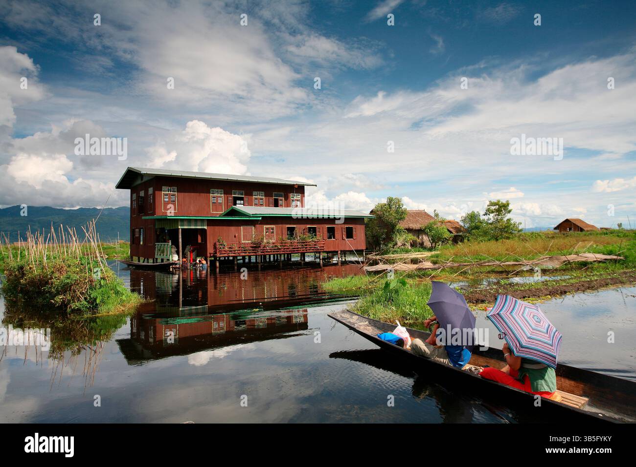 Floating Village, Piledwelling Village, Lake Inle, Birma, Burma ...