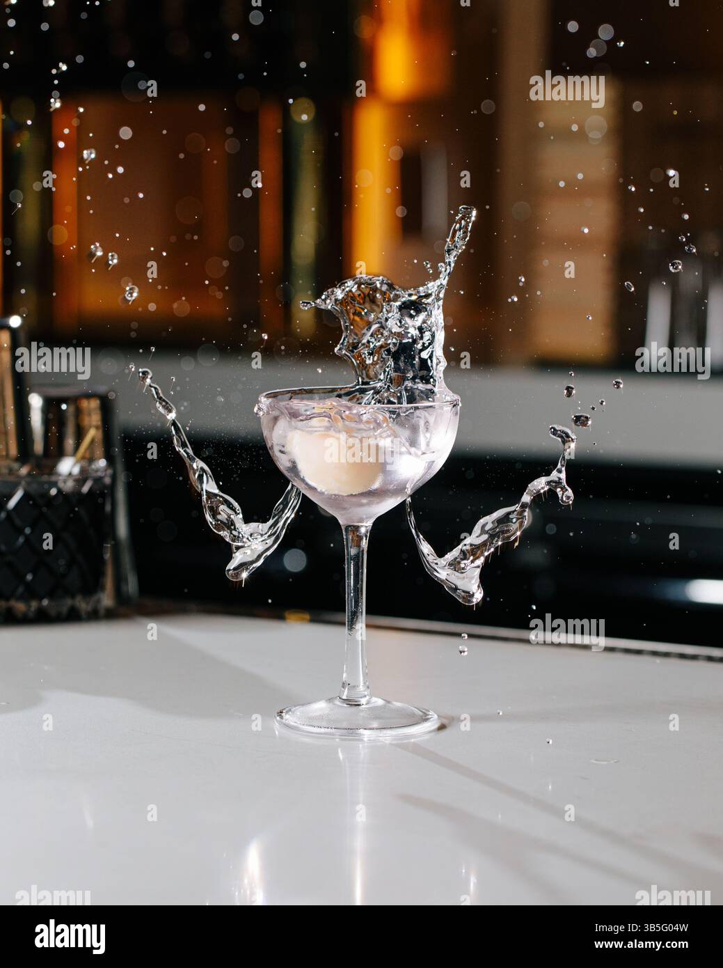 Coupe splash hi-res stock photography and images - Alamy