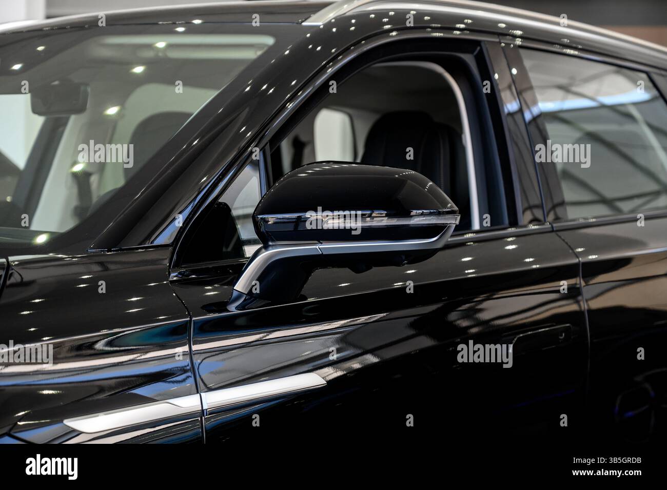 A car side mirror in a close up. Modern Luxury black Car Side Mirror ...