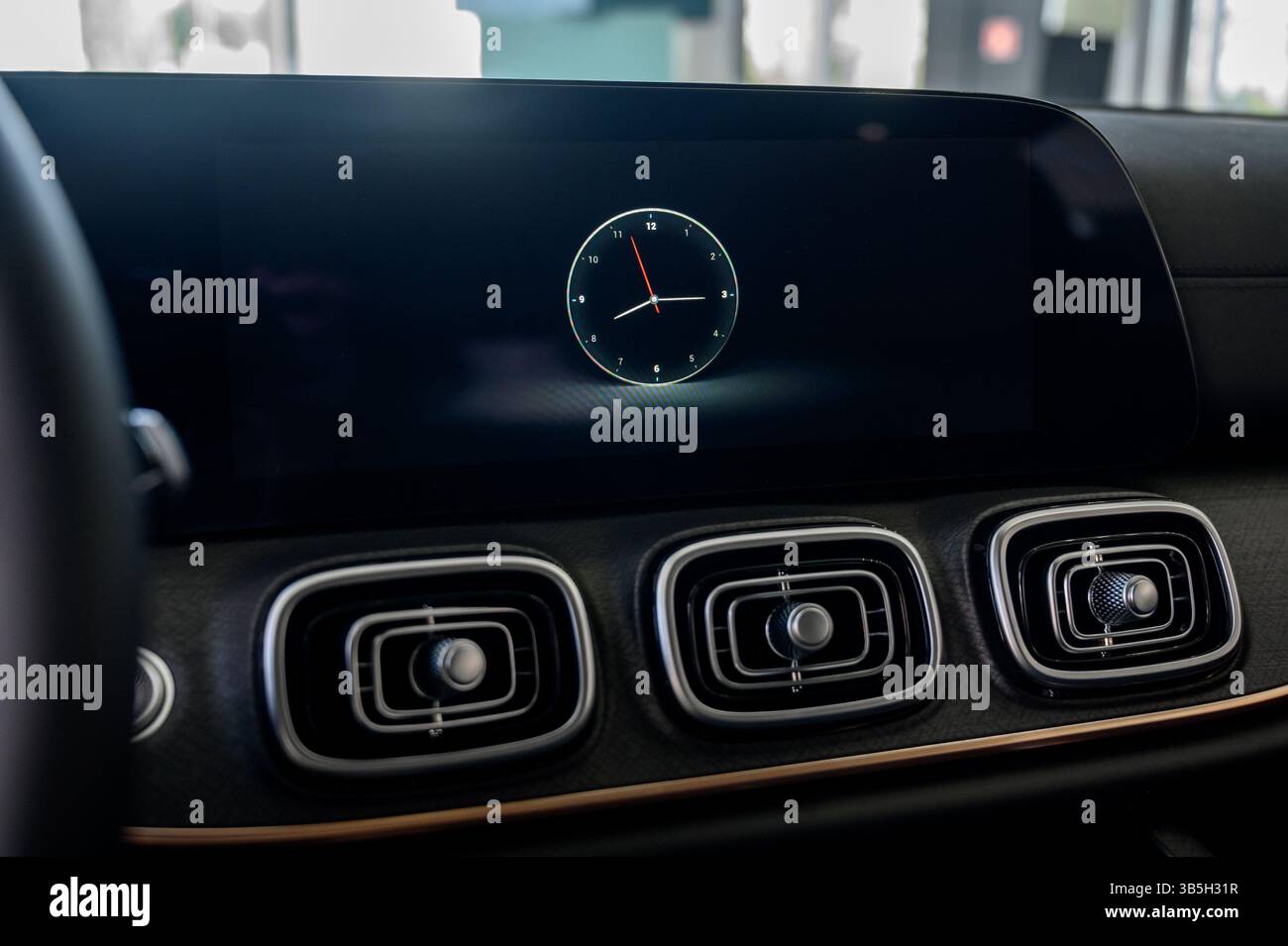 main screen in modern car dashboard. car dashboard screen Stock Photo ...
