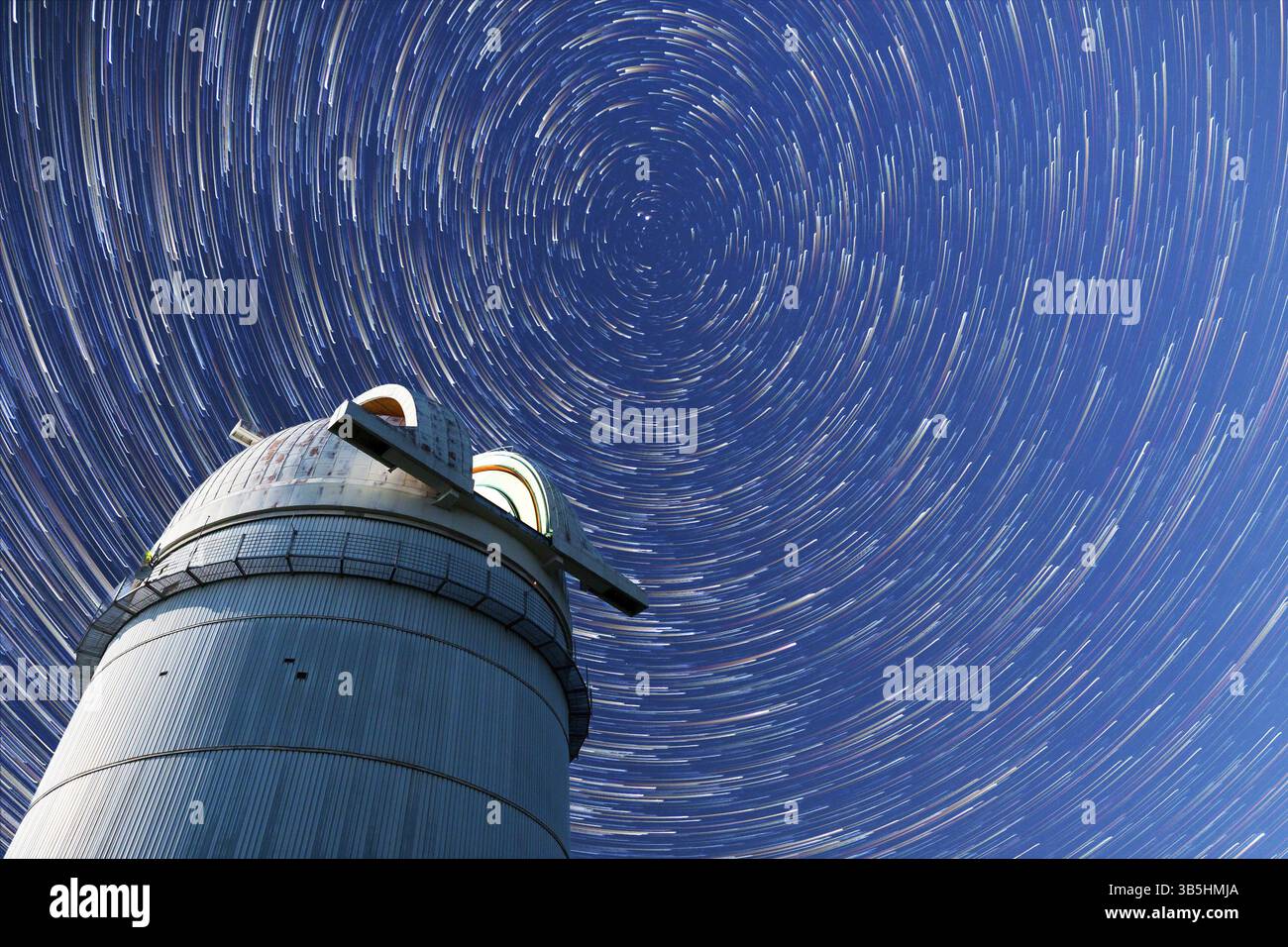 Astronomical time lapse milky way hi-res stock photography and images ...