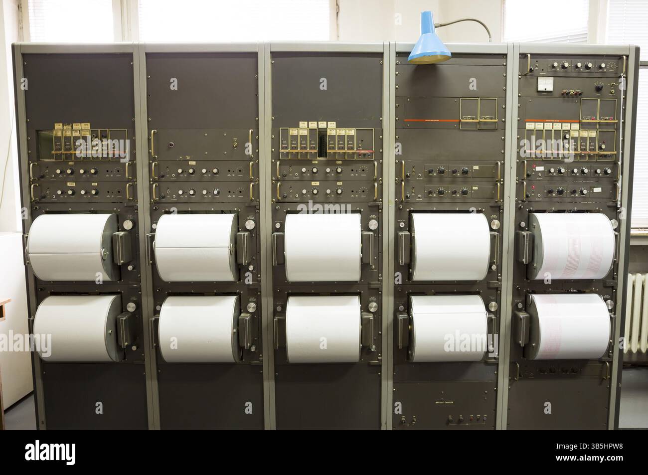 Measuring 5 meters hi-res stock photography and images - Alamy