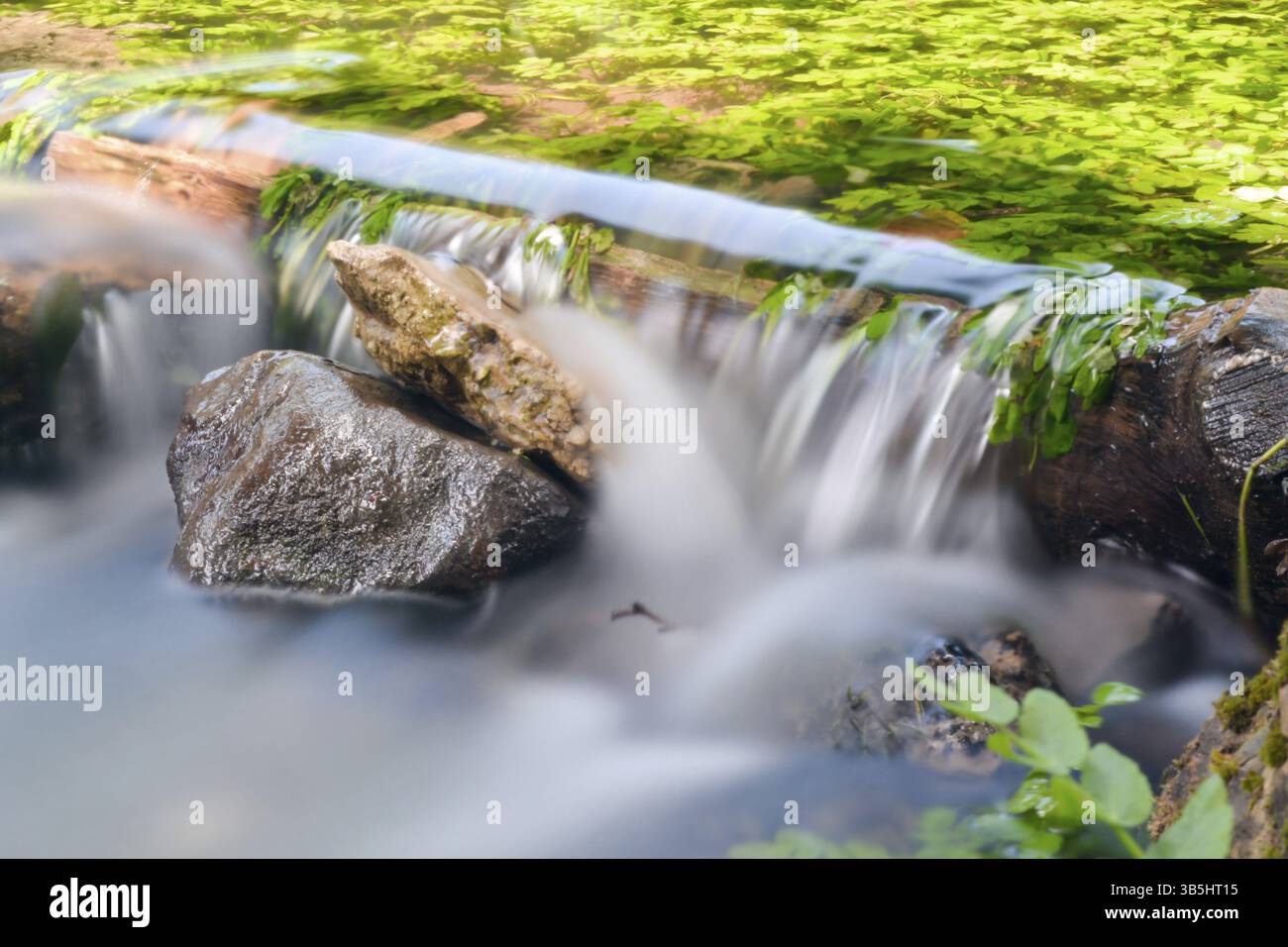Water stream shoot with long exposure Stock Photo - Alamy