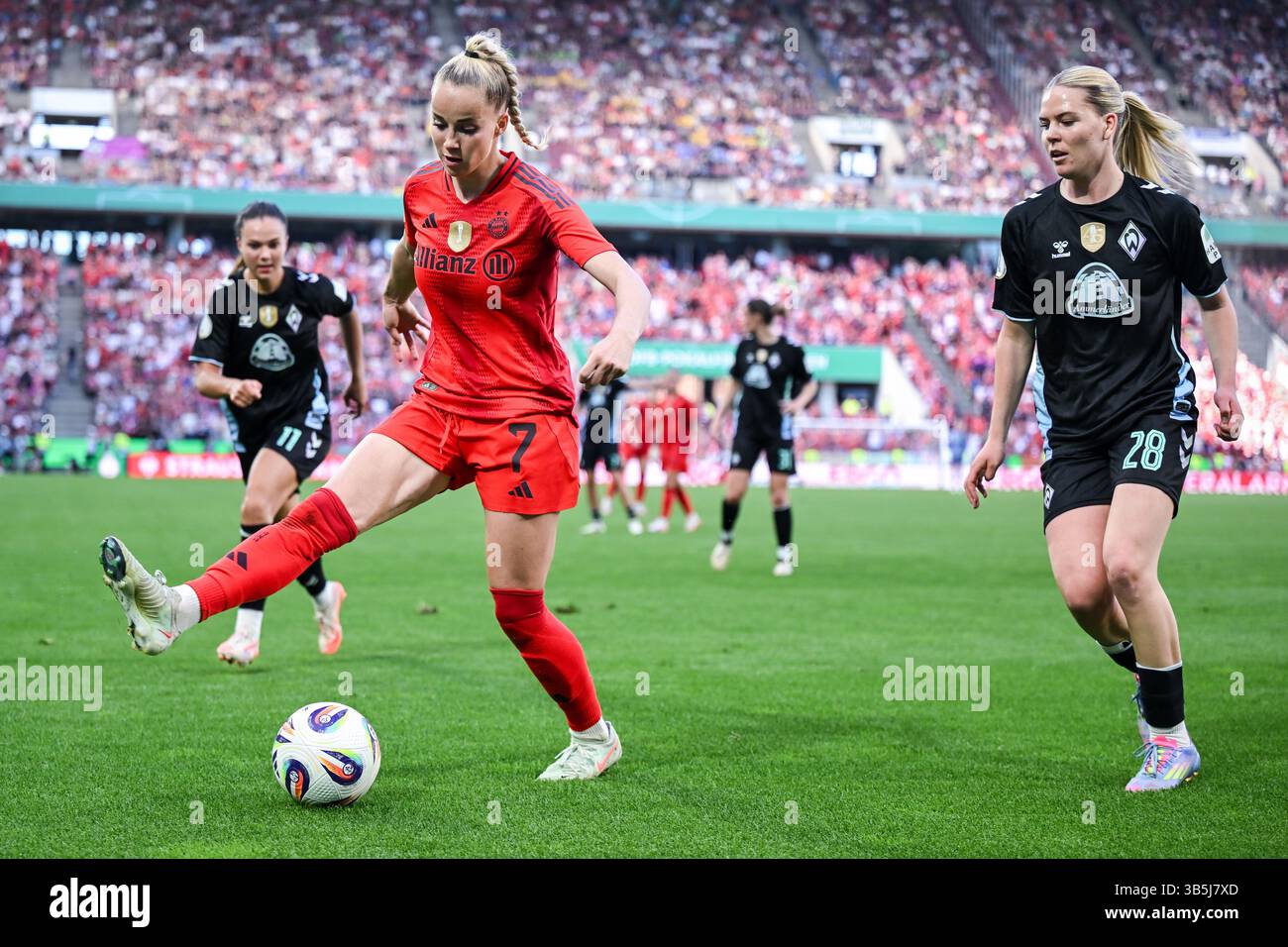 01.05.2025, Fussball, DFB Pokalfinale der Frauen, Saison 2024/2025, FC ...